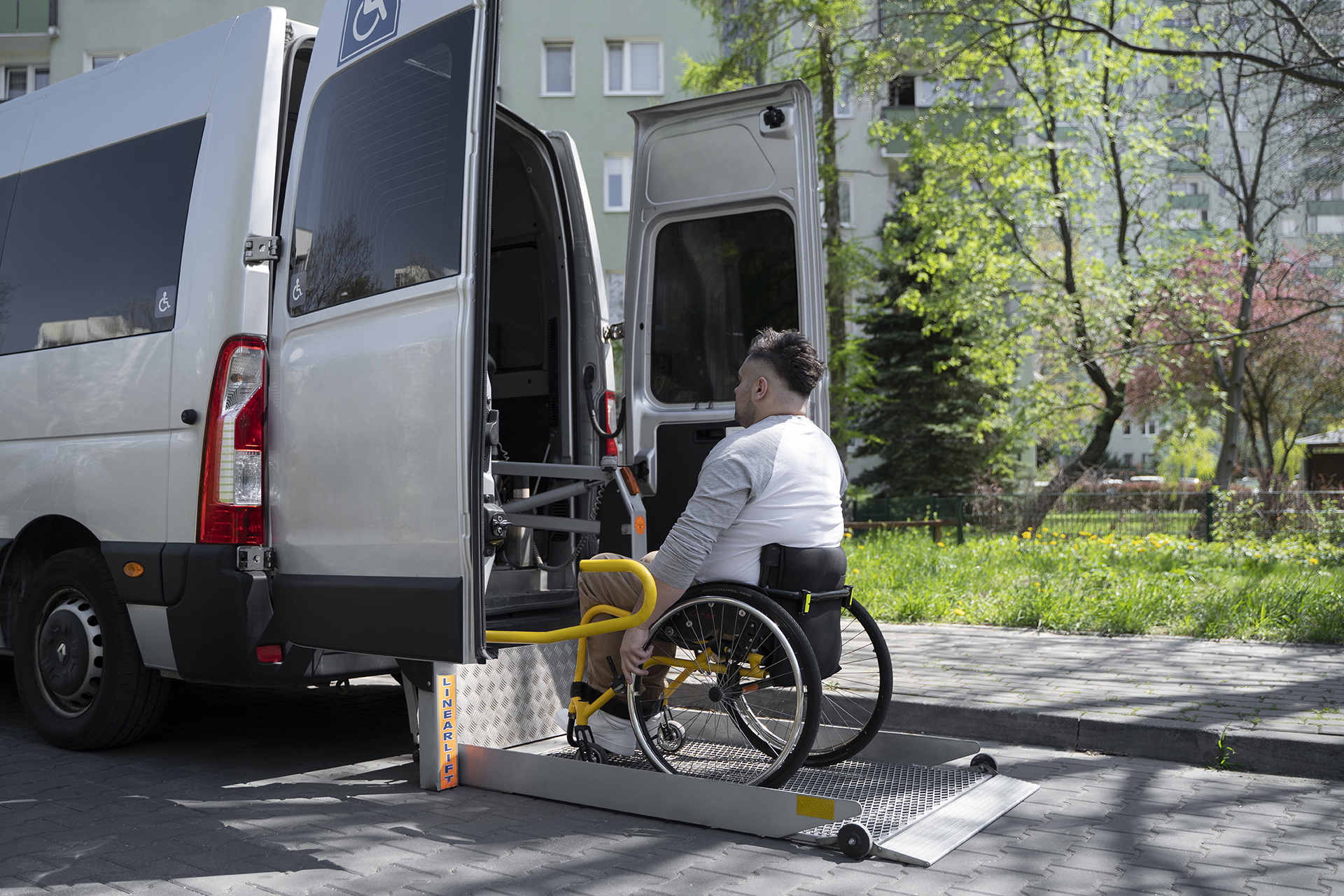 Minibus Driver Training | BLT Driver Training – Half-Day On-Road Course